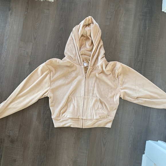 SKIMS | Jackets & Coats | Skims Velour Sold Out | Poshmark